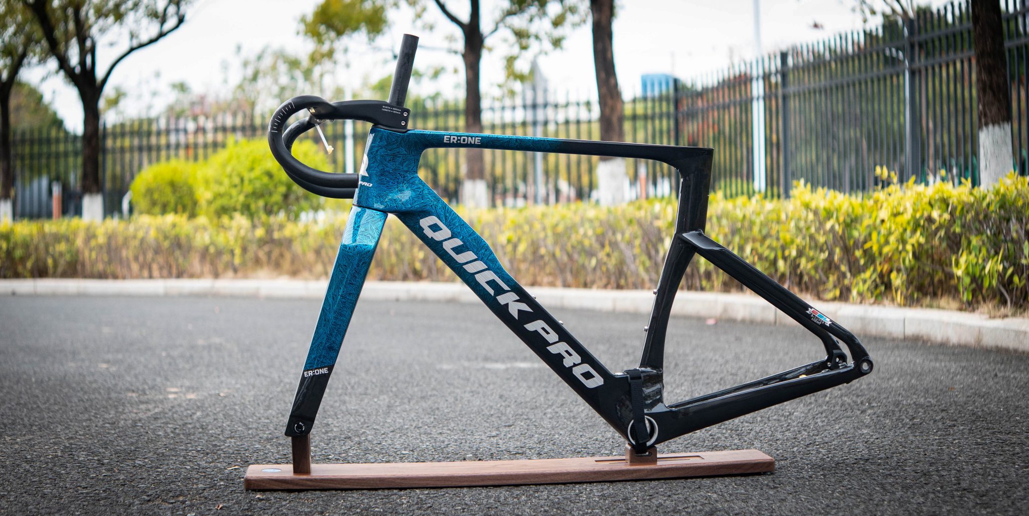 QUICK PRO ER:ONE AERO Road Bike FRAMESET – Panda Podium