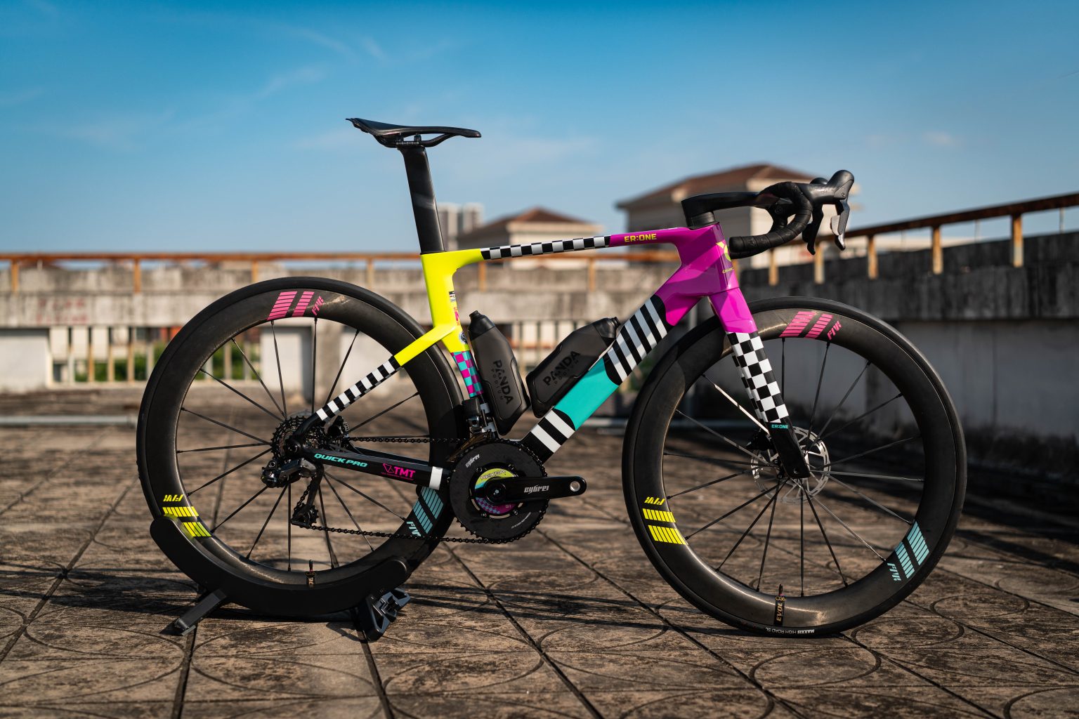 QUICK PRO ER:ONE AERO Road Bike FRAMESET – Panda Podium